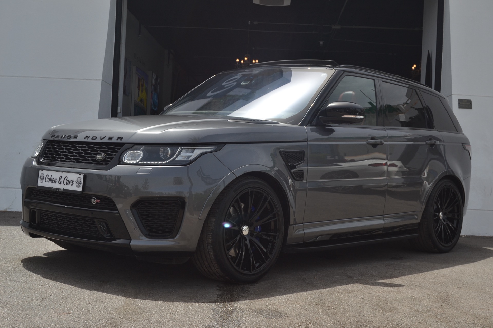 Range Rover Sport SVR *BE PLATES* - Cohen & Cars