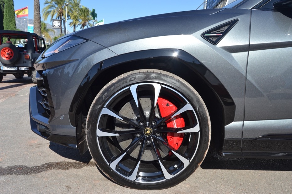 *SOLD* Lamborghini Urus 4.0 V8 Bi-Turbo *MOROCCO PLATES* - Cohen & Cars
