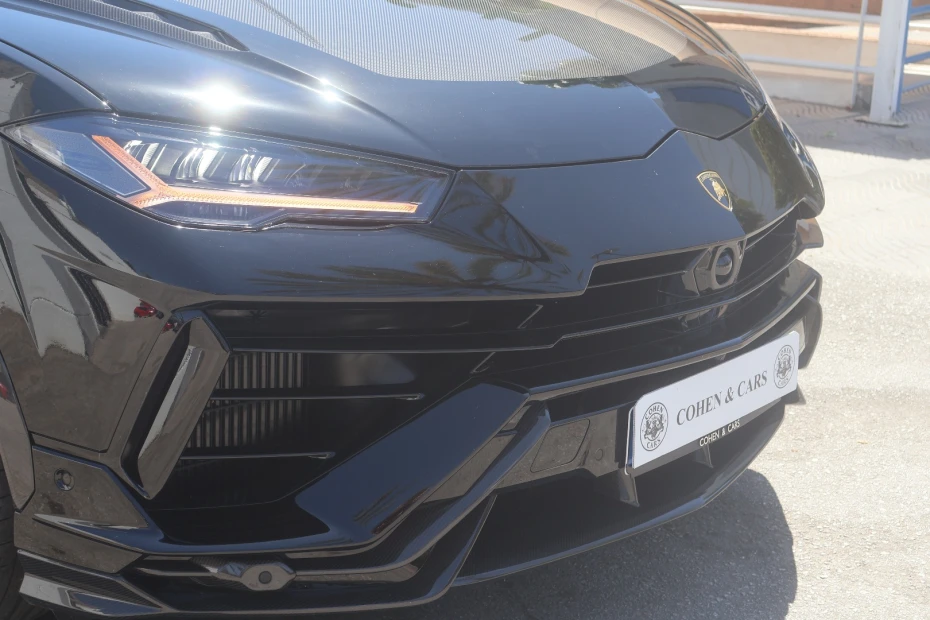 LAMBORGHINI URUS PERFORMANTE 4.0 V8 666HP AUTO *DE PLATES* - Cohen & Cars