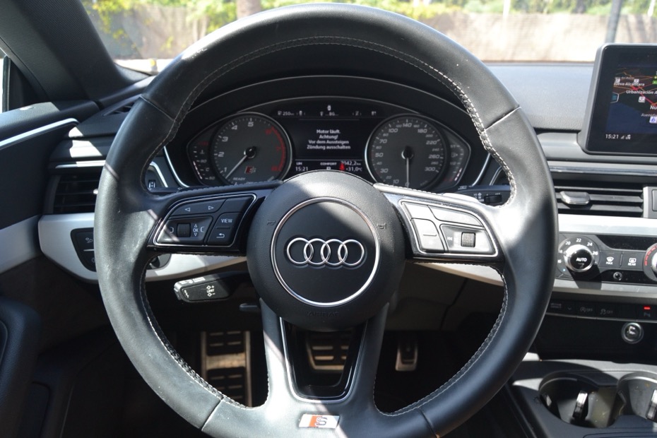 *VENDIDO* Audi S5 Coupe 3.0 V6 Turbo 350 cv Auto - Cohen & Cars