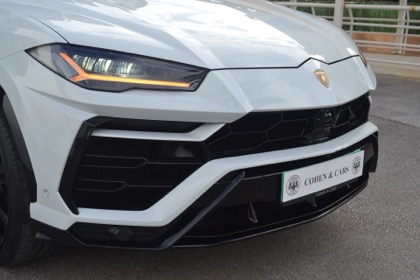 LAMBORGHINI URUS 4.0 V8 650HP AUTO *DE PLATES* - Cohen & Cars