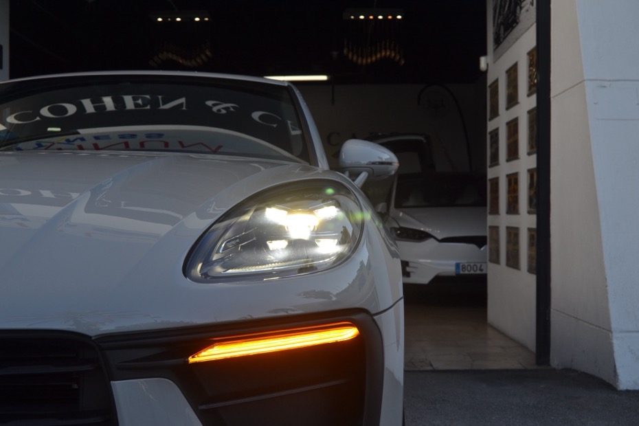 *SOLD* PORSCHE MACAN 2.0 TURBO PETROL 253HP AUTO *GREY CRAYON ...